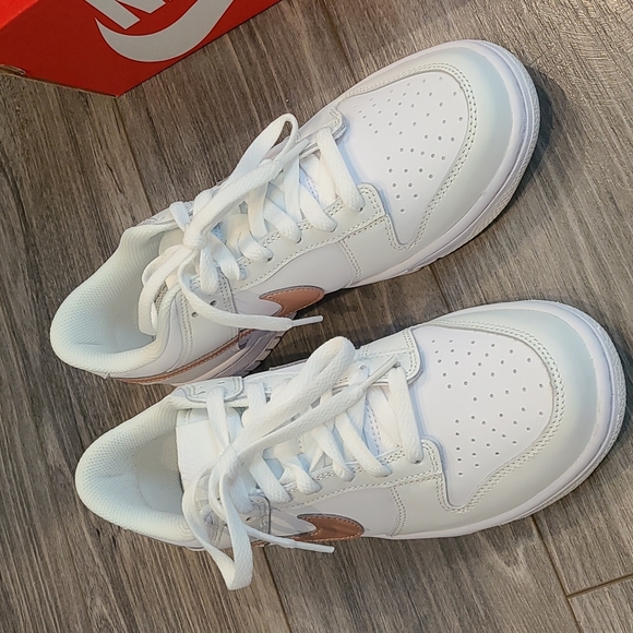 Nike | Shoes | Nike Dunk Low Dh9765 0 Os Sz 7y Fits Womens Sz 85 Nwt ...